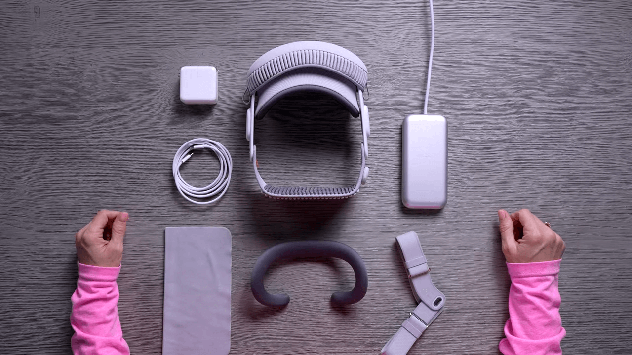 巨大な箱に隠された秘密！Vision Proを開けてみた - iPhone Mania